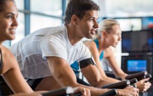 How To Start Running Again, After A Break Or An Injury: 6 Expert Tips