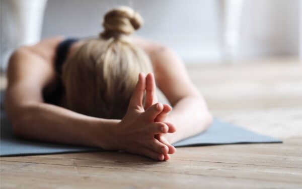 The Stomach Vacuum Exercise: Does This Viral Workout Do Much For Your Abs?