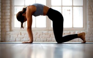 The Superman Exercise Guide: How To, Benefits, + 2 Beginner Variations