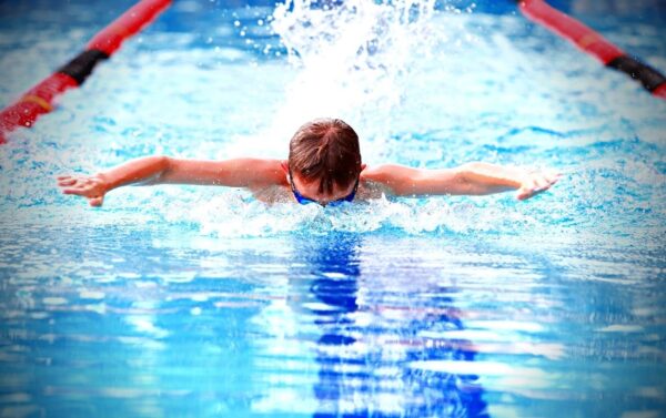 The 3 Best Swimming Workouts To Get Toned