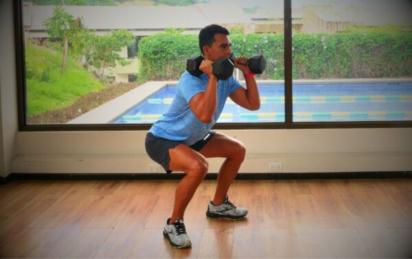 Thruster Exercise: 7 Variations To Build Strength