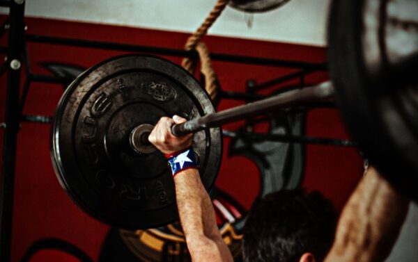 Thruster Workouts: 7 Great Thruster Exercises To Build Strength
