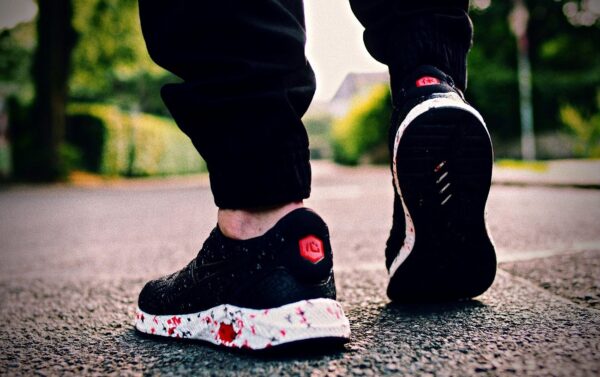 Walking A Mile A Day: Here’s What To Expect From A 1-Mile Daily Walk