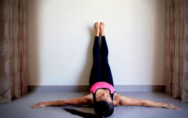 Wall Pilates Guide: Try These 4 Wall Pilates Exercises For Beginners