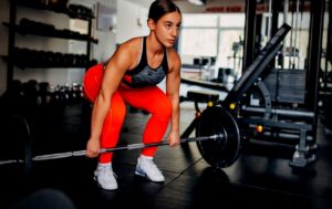 What Muscles Do Deadlifts Work? + 6 Deadlift Variations To Try Out