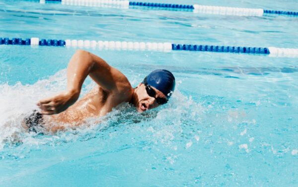 What Muscles Does Swimming Work? 4 Strokes Examined