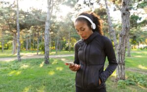 Here Are 19 Awesome Songs About Running